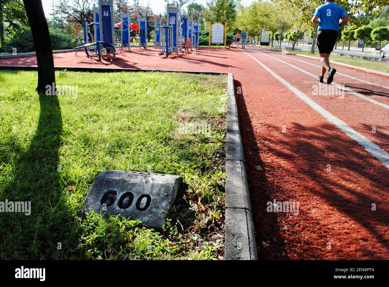 Motivation effort hi-res stock photography and images - Alamy