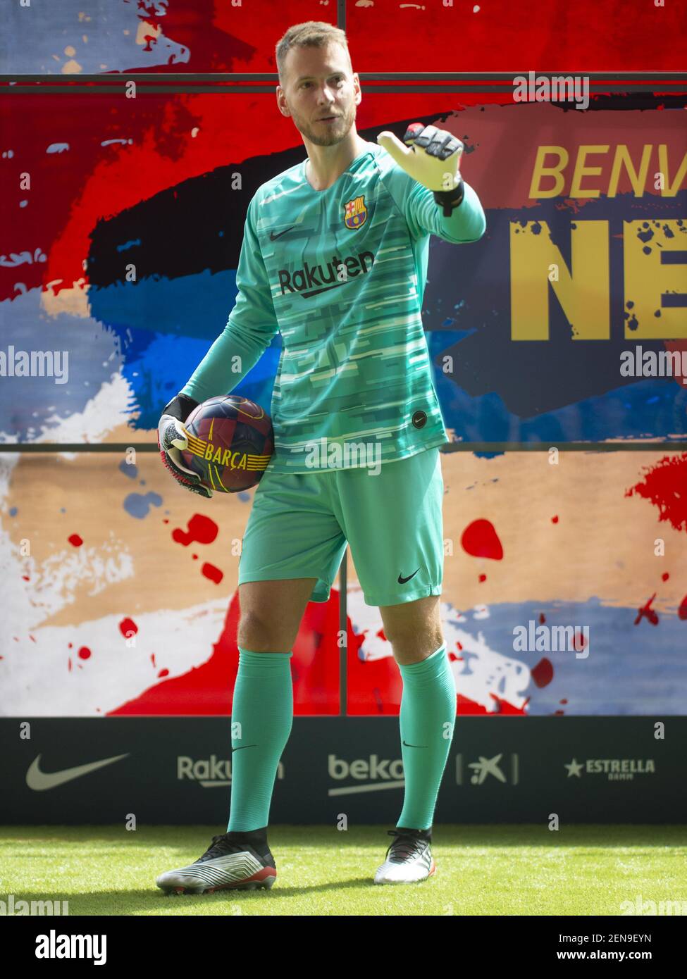 Norberto Murara Neto during his presentation as FC Barcelona new player ...