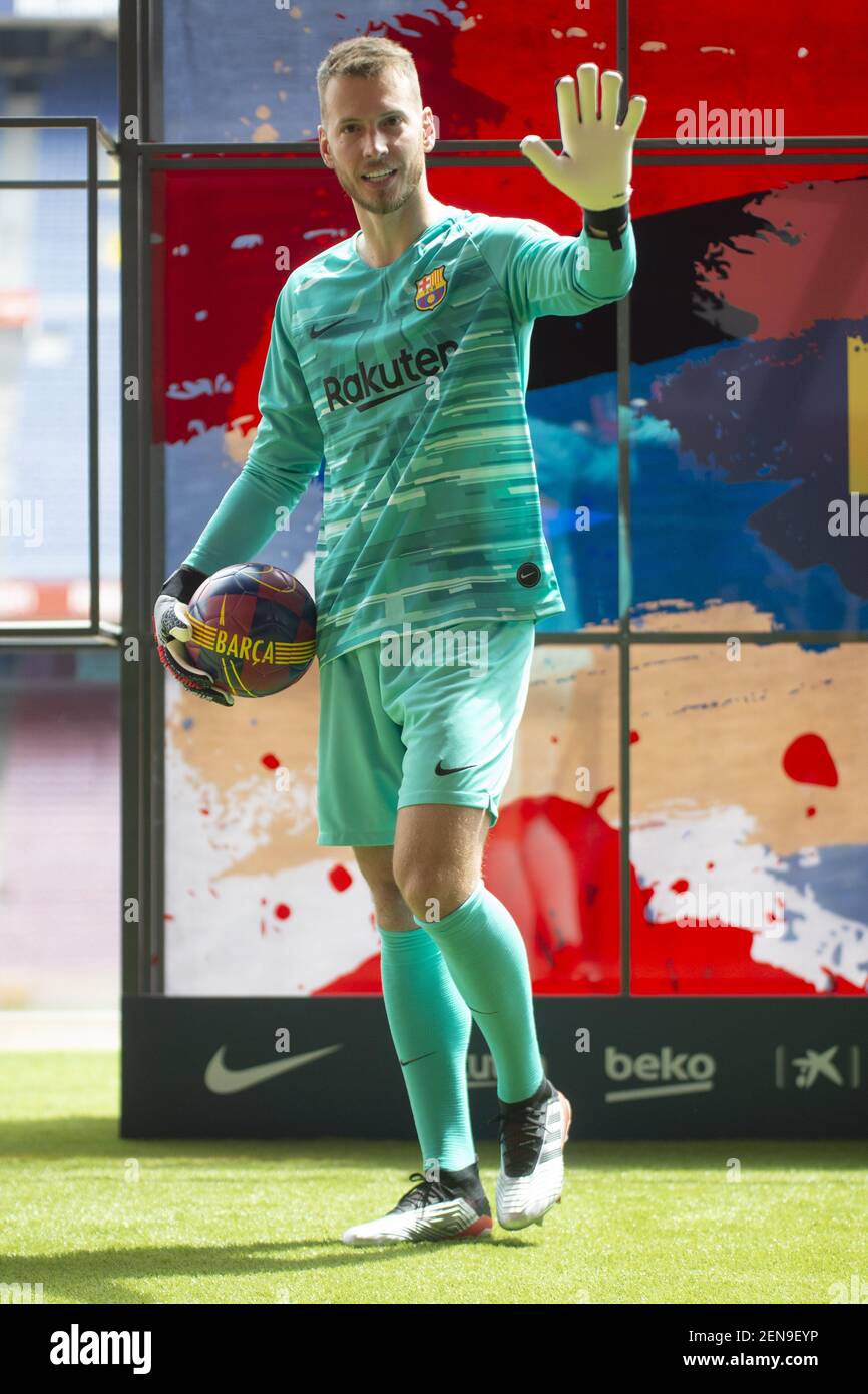 Norberto Murara Neto during his presentation as FC Barcelona new player ...