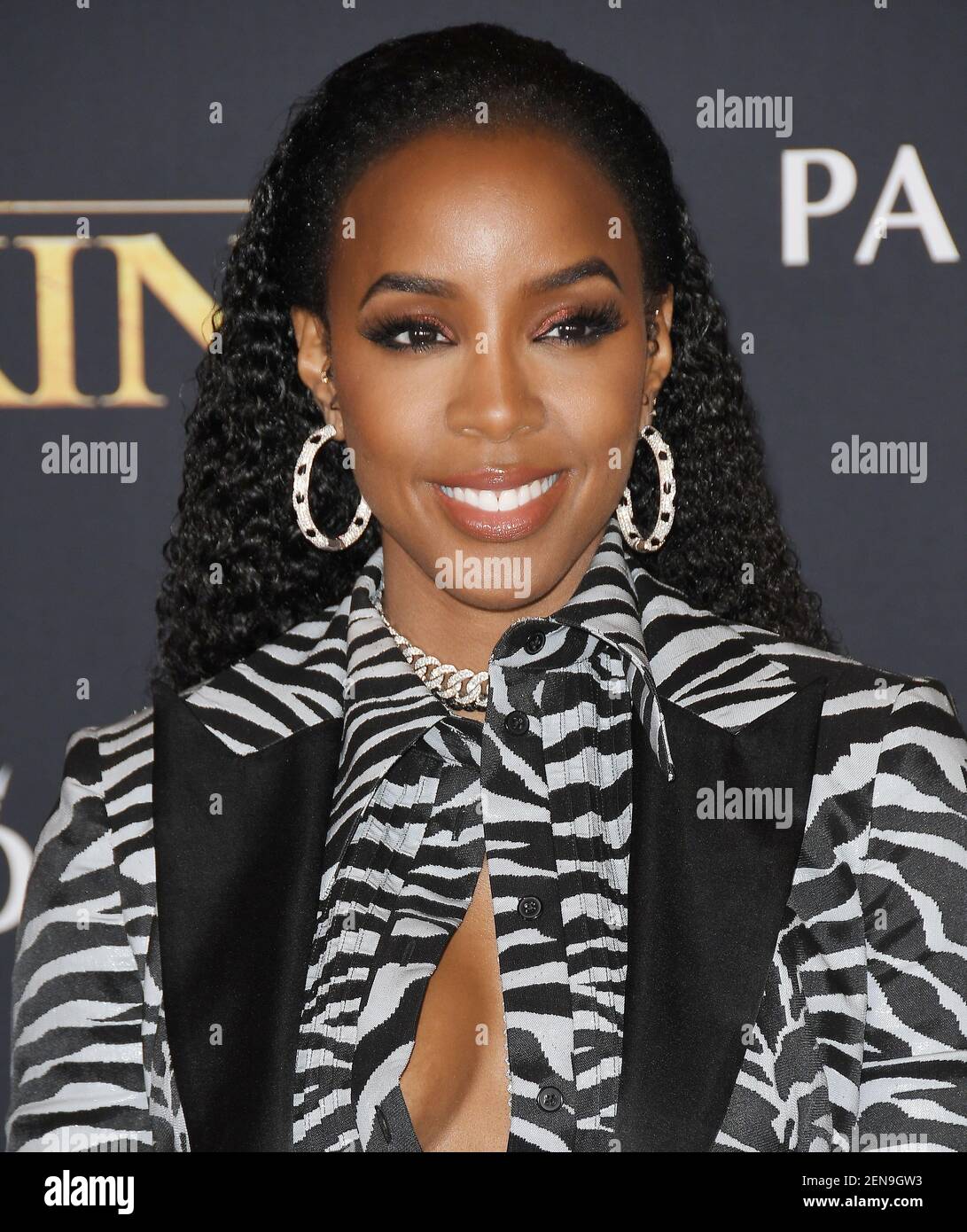 Kelly Rowland arrives at the Disney's THE LION KING World Premiere held ...