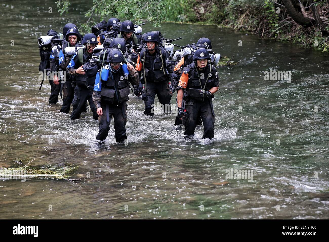 Chinese SWAT police officers take part in a four-day anti-terrorism ...