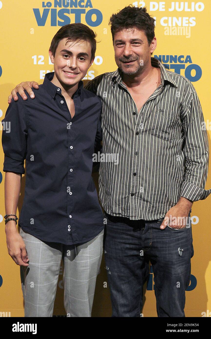 Roberto Drago attends “Lo nunca visto" premiere at Palacio de la Prensa ...