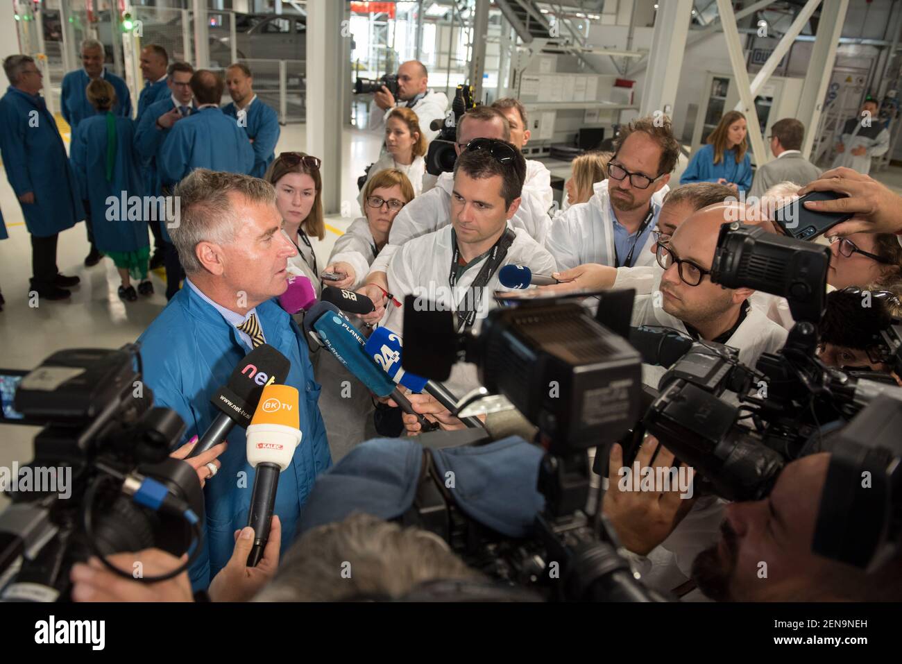 President of Magna Europe Guenther Apfalter is talking to the media ...