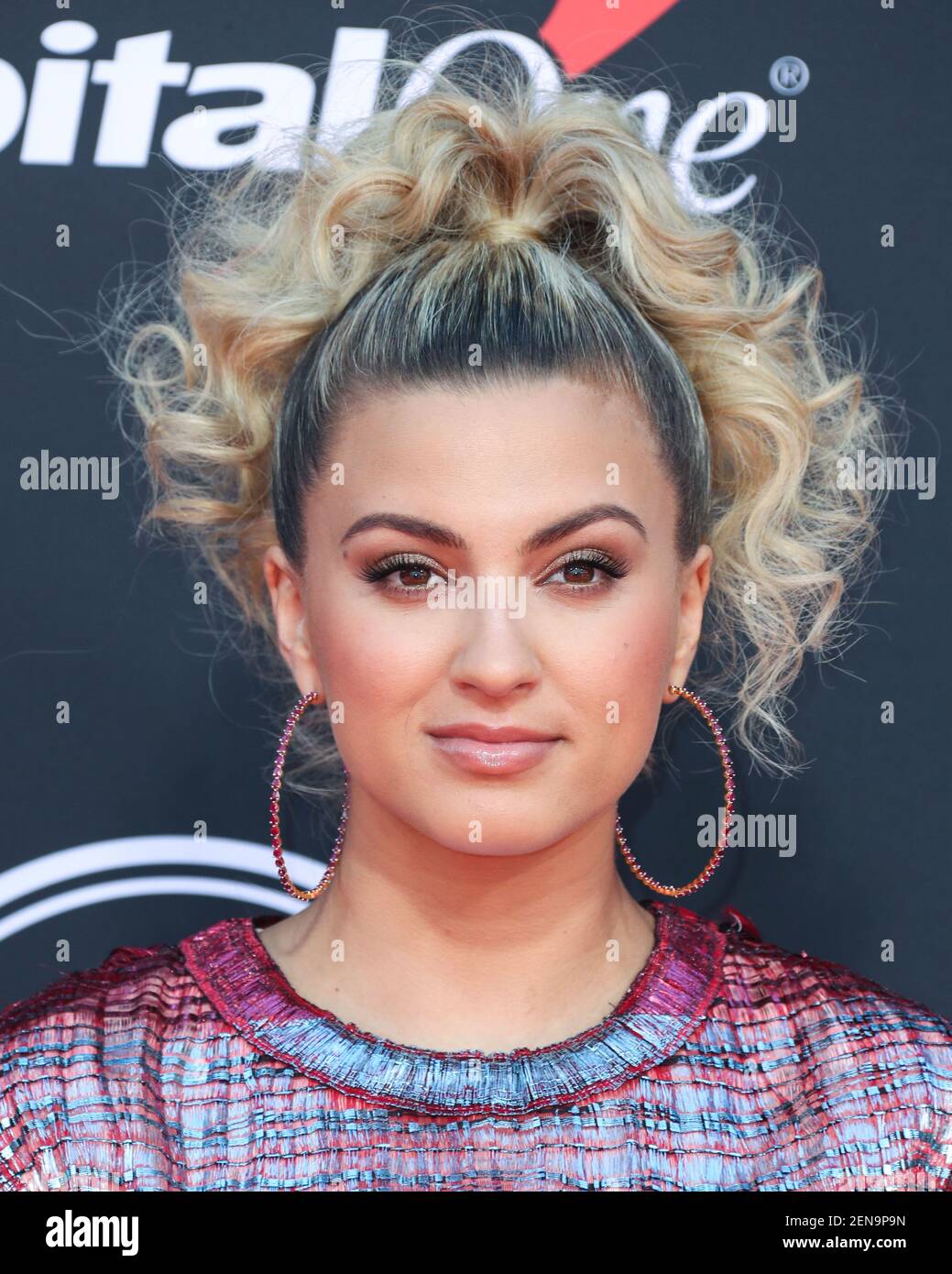 LOS ANGELES, CALIFORNIA, USA - JULY 10: Singer Tori Kelly wearing Siena ...