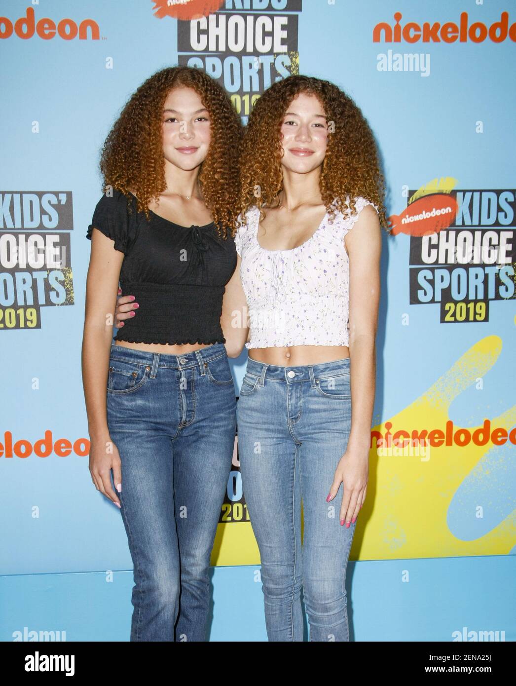 SANTA MONICA, CA - JULY 11: Isabella Strahan (L) and Sophia Strahan arrive at the Nickelodeon ...