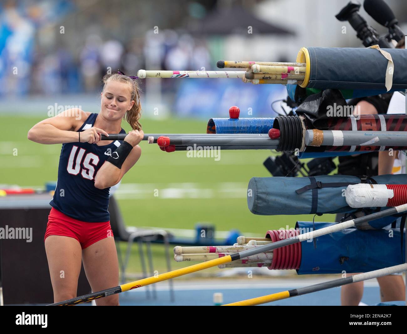 Rachel Marie Baxter of USA see before the Women's pole vault Final ...