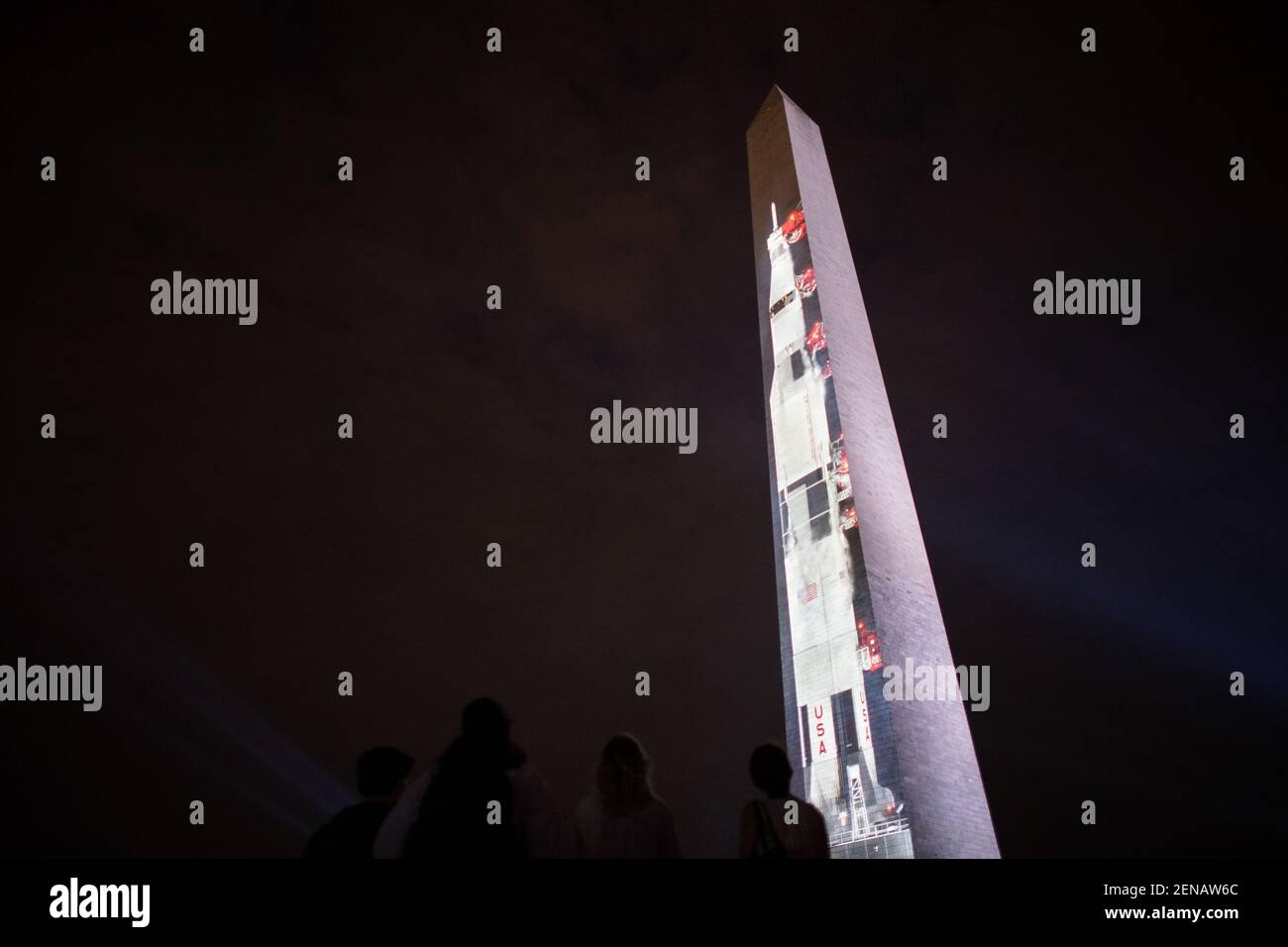 The Washington Monument illuminated with a life-size 363 foot tall ...