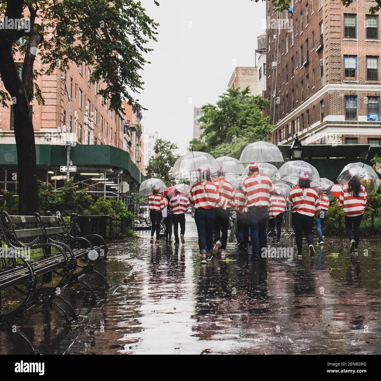 Waldo look-alikes take over NYC in celebration of National "Where's ...