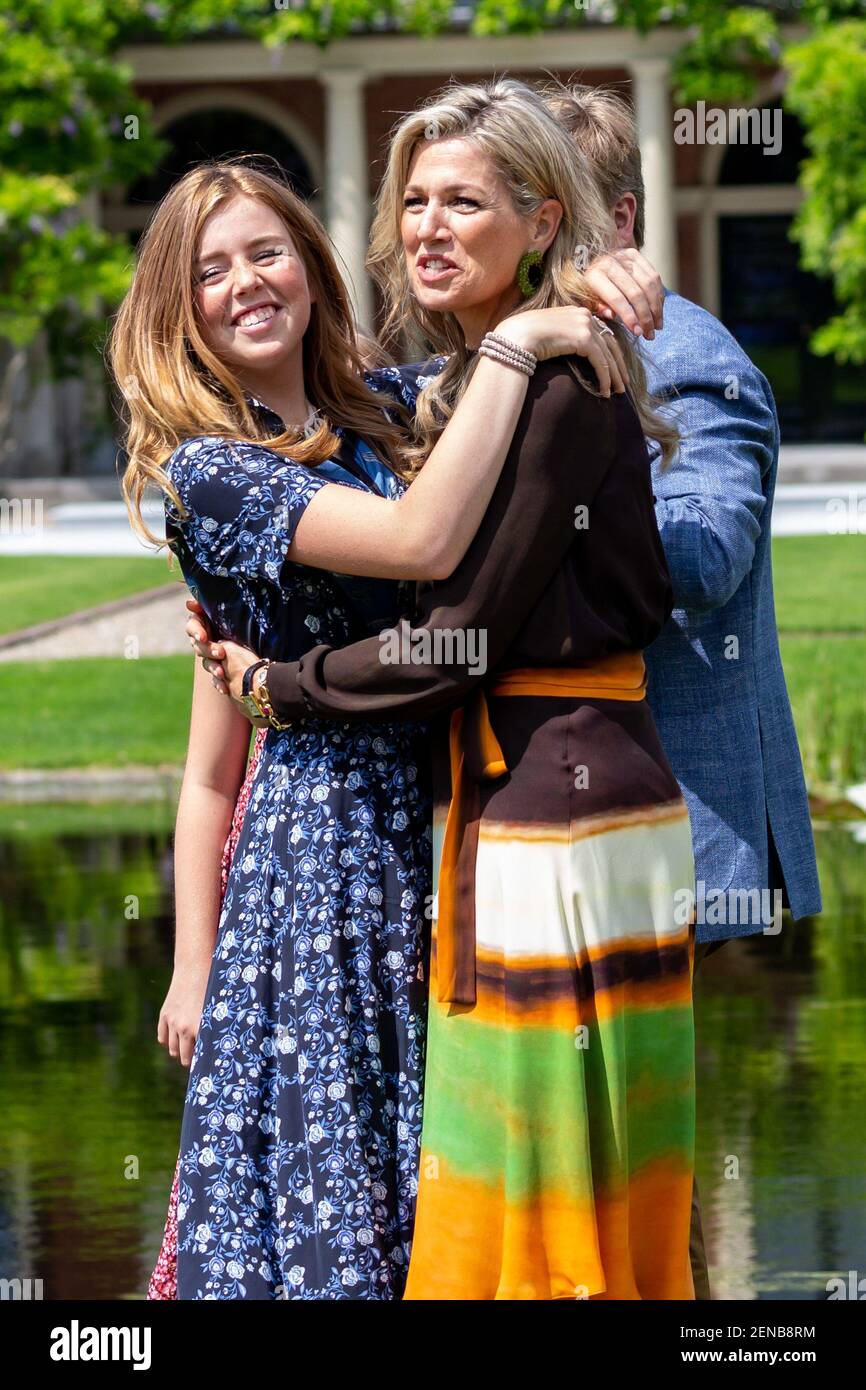 Queen Maxima with Princess Alexia during the annual summer photo ...