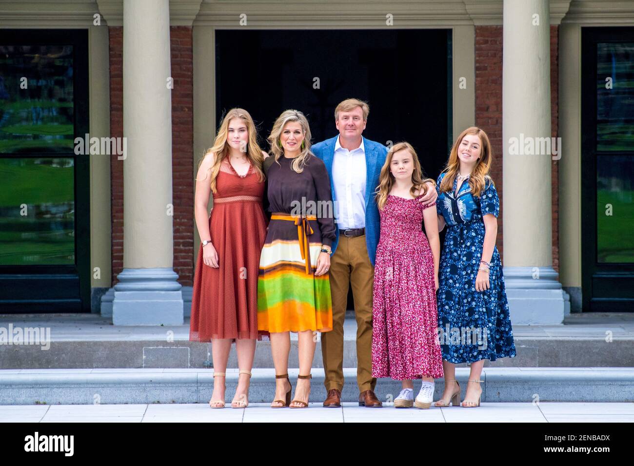 King Willem-Alexander and Queen Maxima with their daughters Princess ...