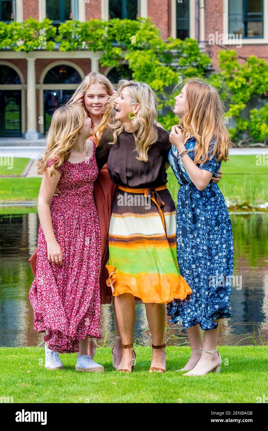 Queen Maxima with daughters Princess Amalia, Princess Alexia and ...