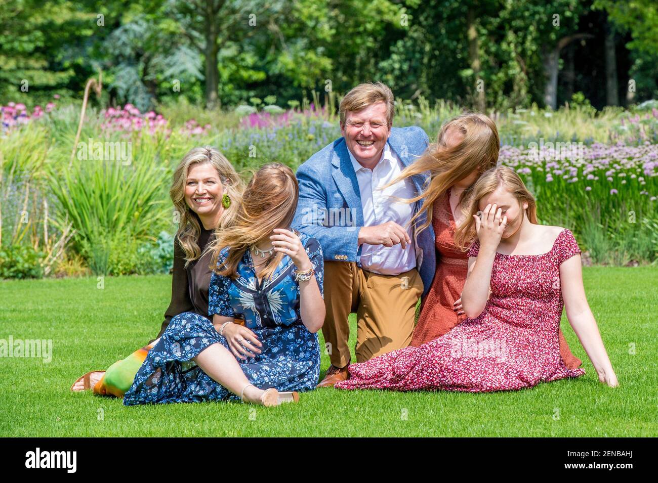 King Willem-Alexander and Queen Maxima with their daughters Princess ...