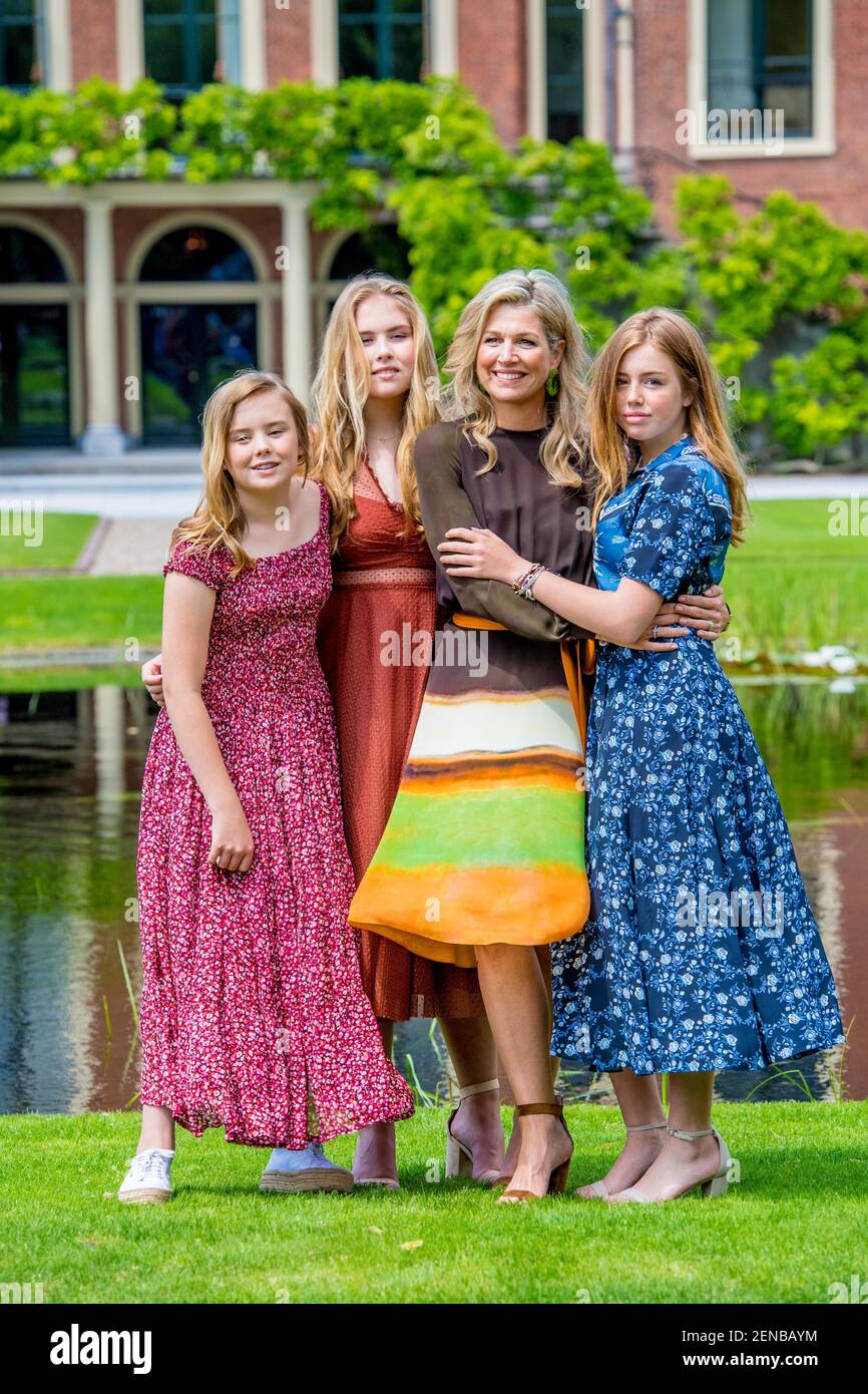 Queen Maxima with daughters Princess Amalia, Princess Alexia and ...