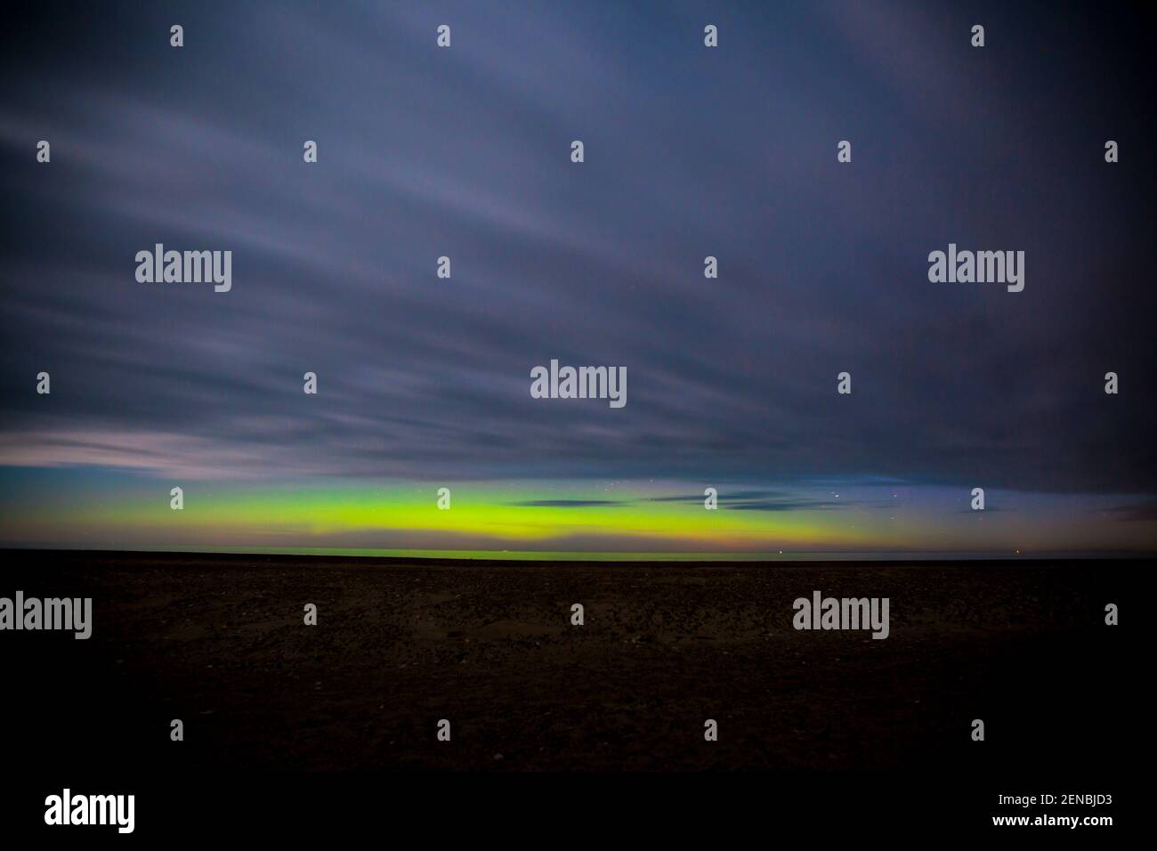 Stunning green night sky Stock Photo - Alamy