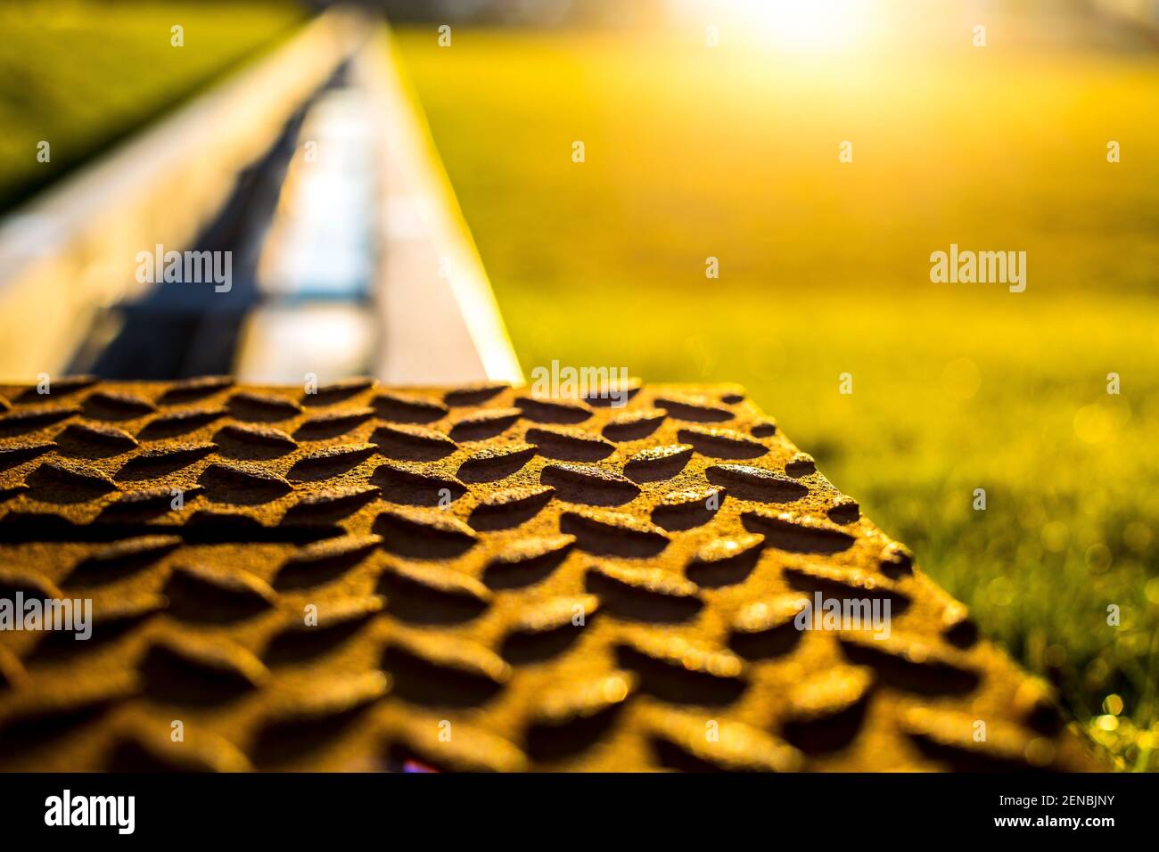 Nature park sunbeam metal hi-res stock photography and images - Alamy