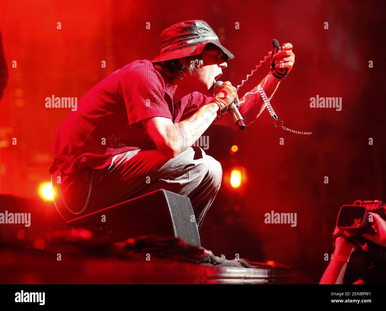 Singer matt shultz cage elephant High Resolution Stock Photography and ...