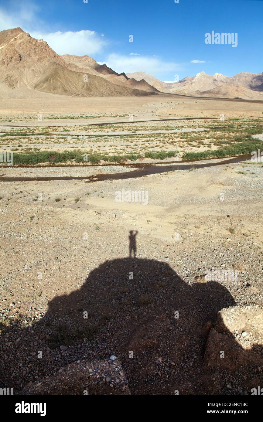 Beautiful landscape panorama of Pamir mountains area in Tajikistan ...