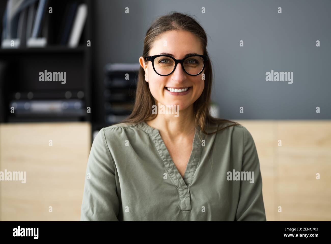 Happy Professional Employee Woman Smiling Face Portrait Stock Photo - Alamy