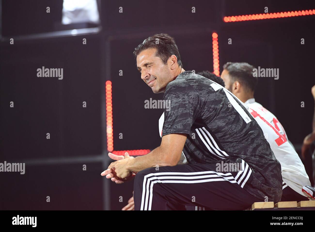 Shanghai,CHINA-Cristiano ronaldo and teammates appeared in the 19 / 20 ...