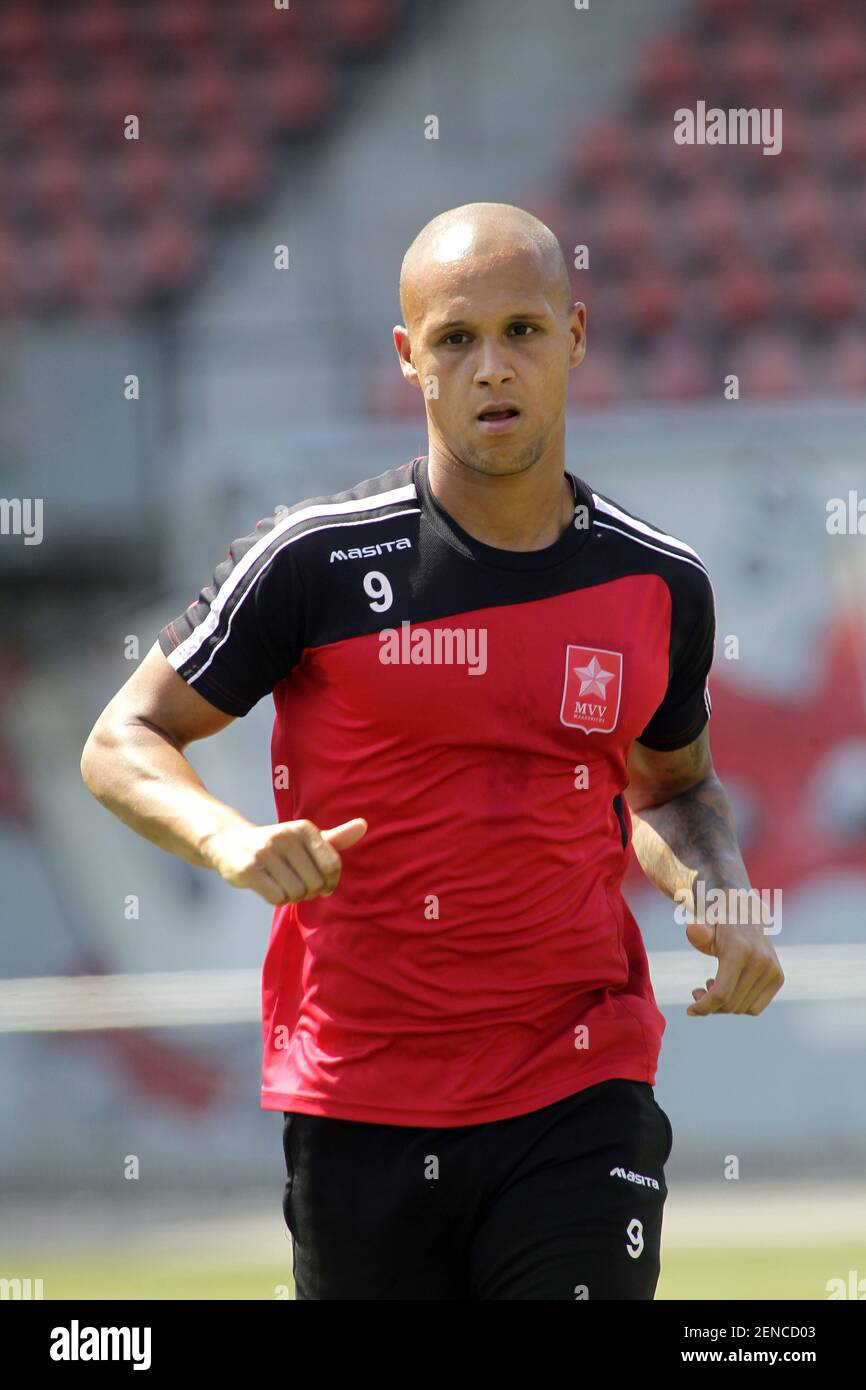 MAASTRICHT- football, 24-07-2019, stadion de Geusselt, photocall MVV ...