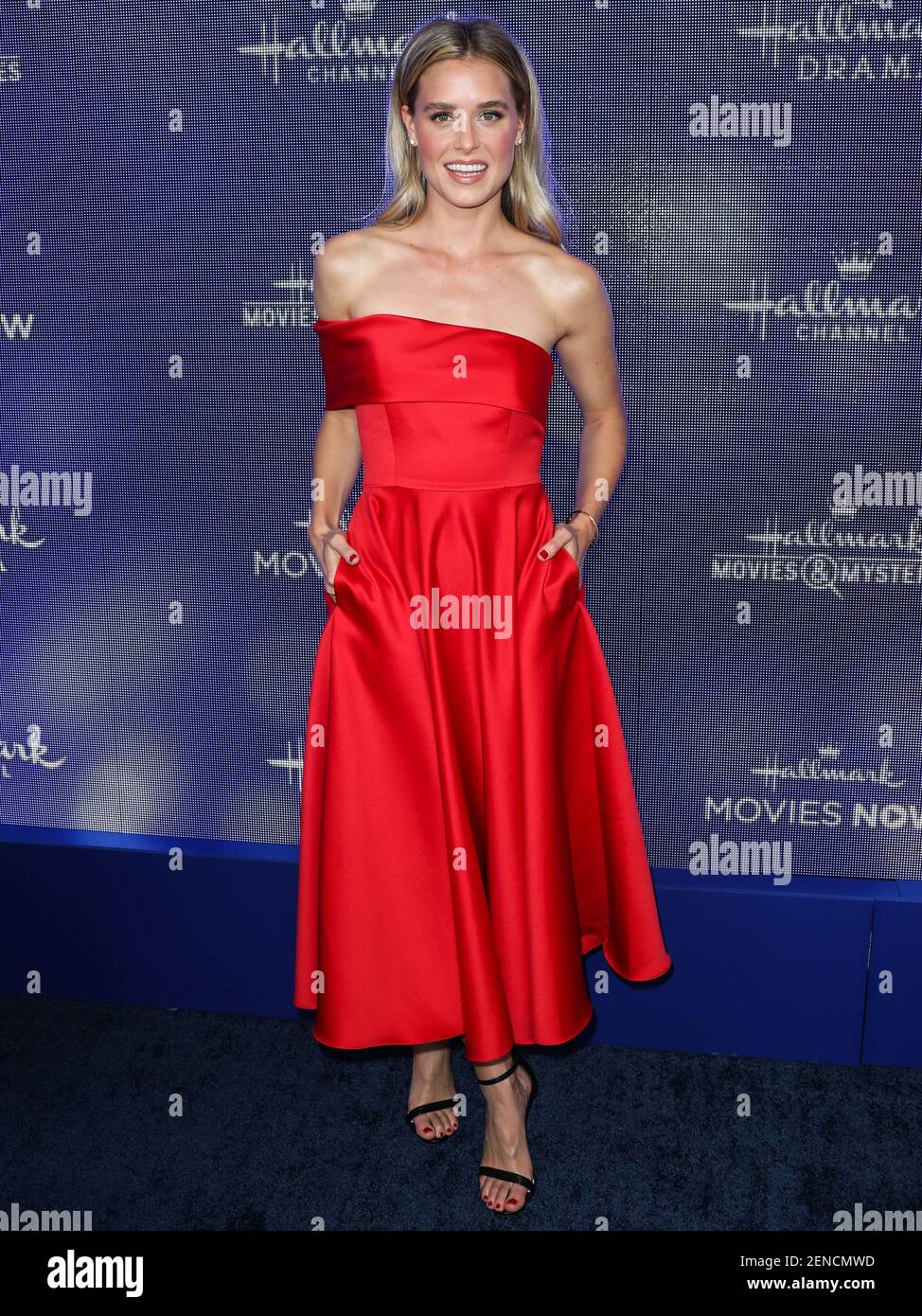 BEVERLY HILLS, LOS ANGELES, CALIFORNIA, USA - JULY 26: Lily Anne ...