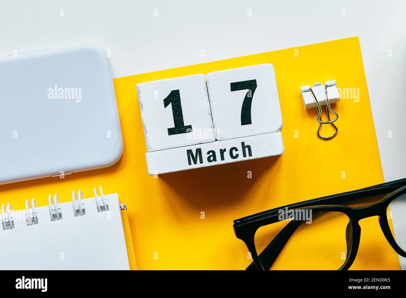 17 seventeenth day of Spring month calendar march Stock Photo - Alamy