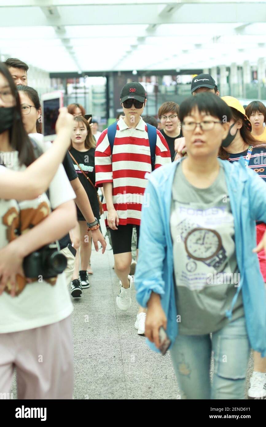 Beijing,CHINA-Chinese female singer Li Yuchun.(EDITORIAL USE ONLY ...