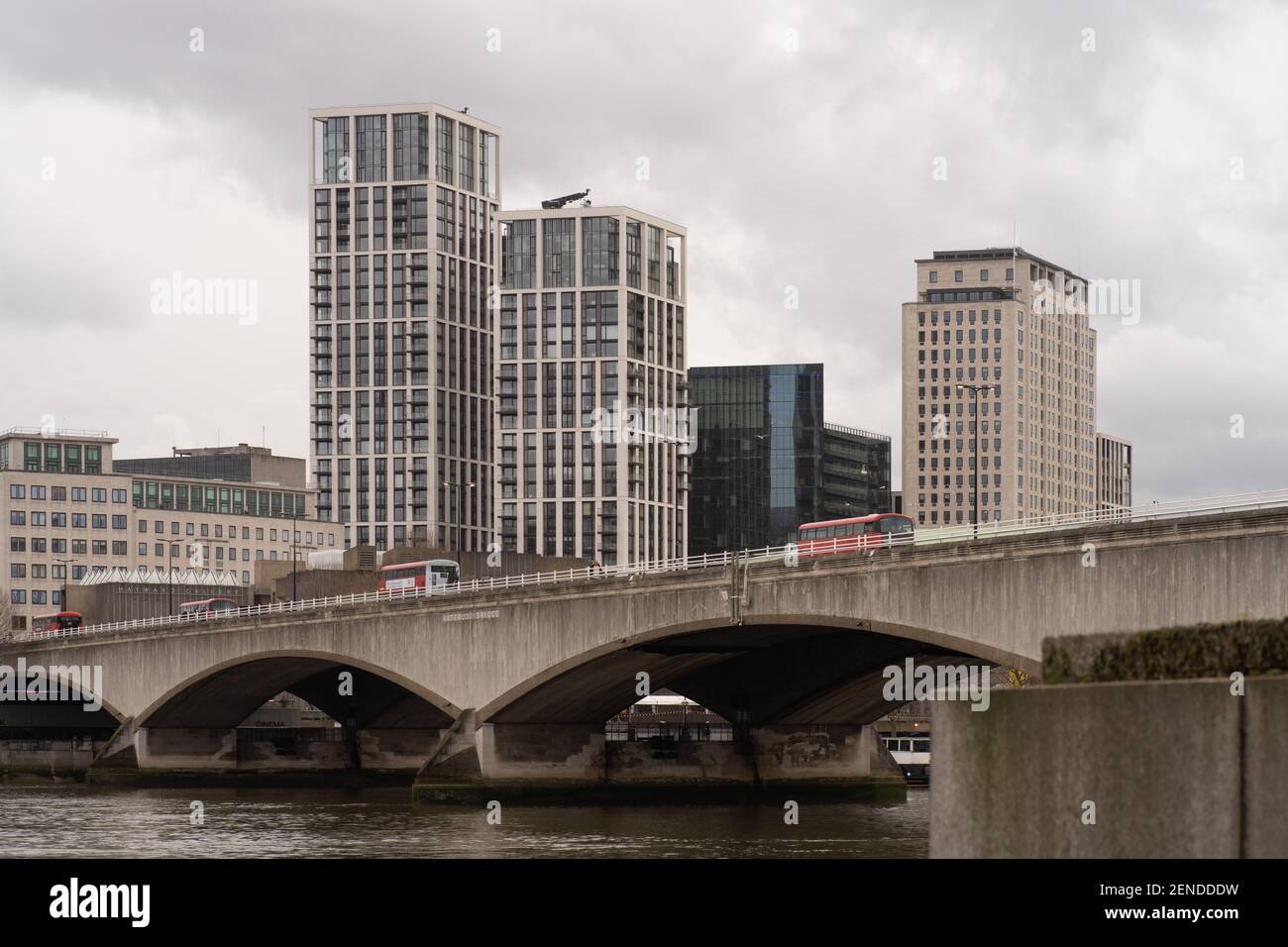 waterloo bridge, southbank place Stock Photo - Alamy