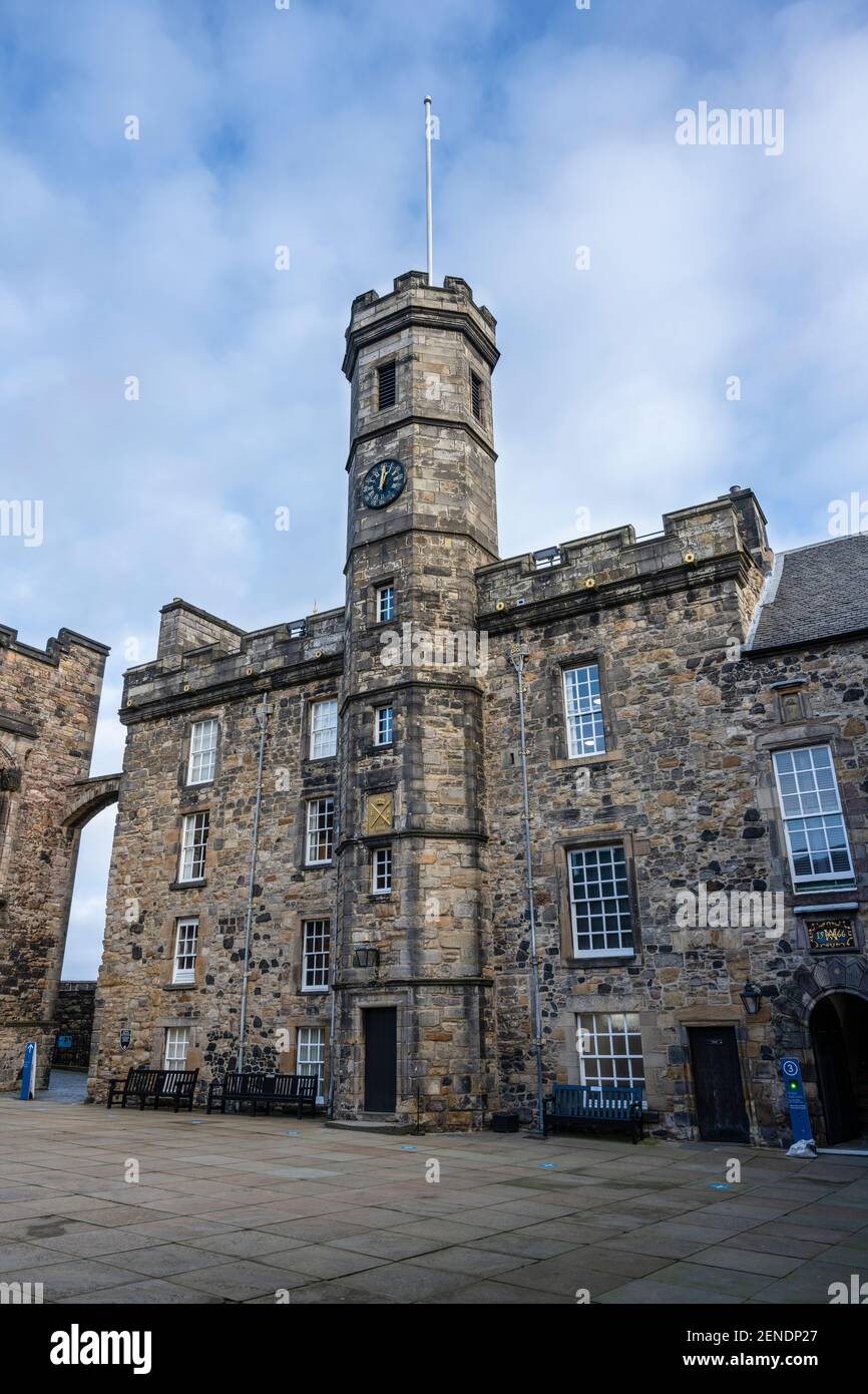 Edinburgh castle royal palace hi-res stock photography and images - Alamy
