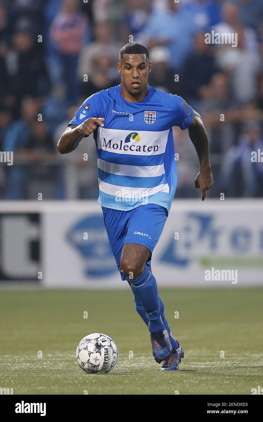 ZWOLLE, 02-08-2019, MAC3PARK Stadium, season 2019 / 2020, Dutch ...