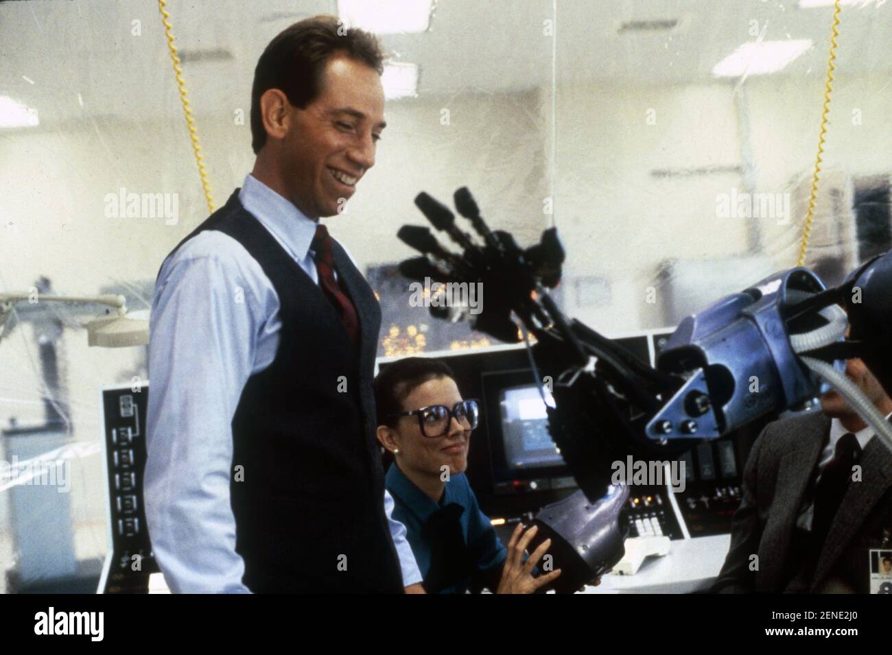 Film robocop 1987 hi-res stock photography and images - Alamy