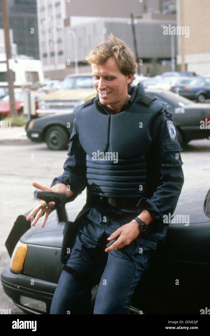 Robocop 1987 peter weller hi-res stock photography and images - Alamy