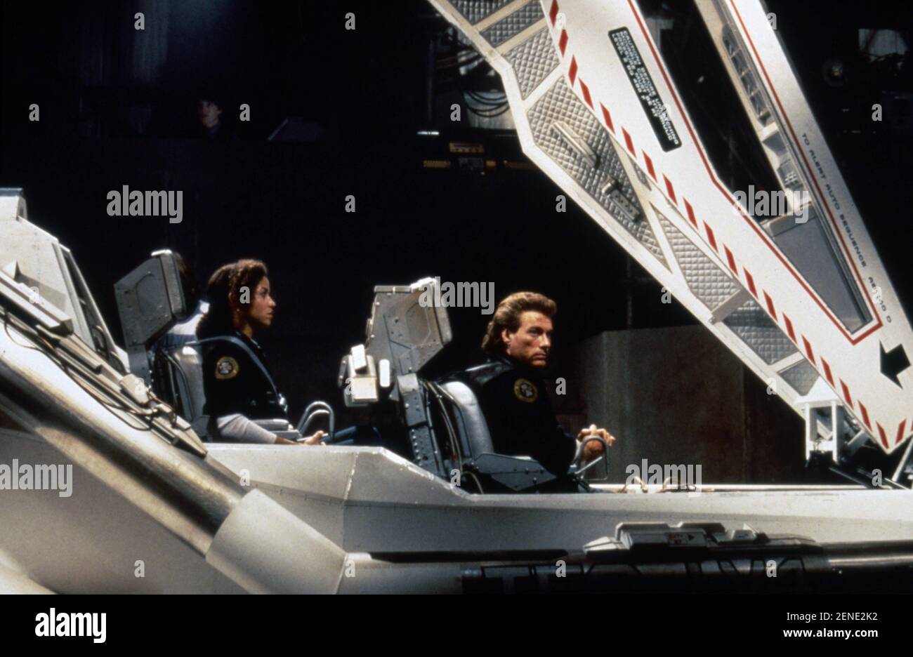 Timecop Year : 1994 USA Director : Peter Hyams Jean-Claude Van Damme ...
