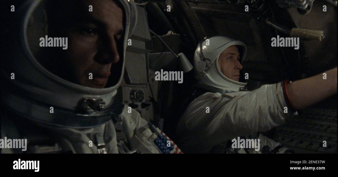 First man ryan gosling film still hi-res stock photography and images ...