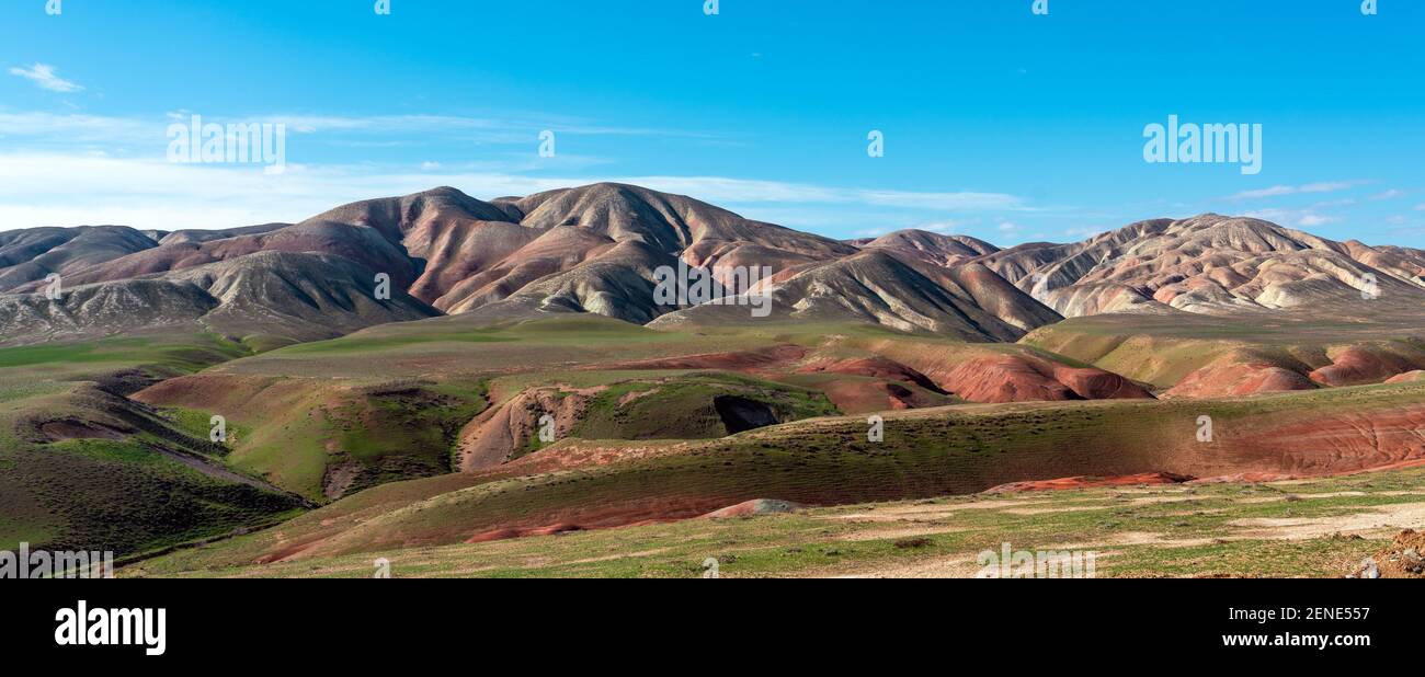 Beautiful desert ravine hi-res stock photography and images - Alamy