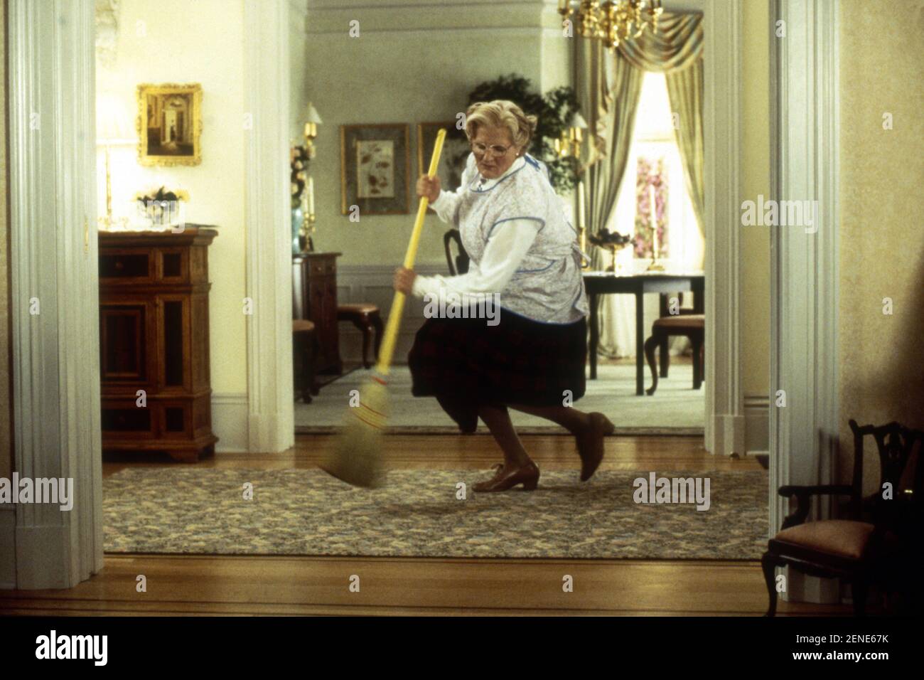 Mrs. Doubtfire Year : 1993 USA Director : Chris Columbus Robin Williams ...