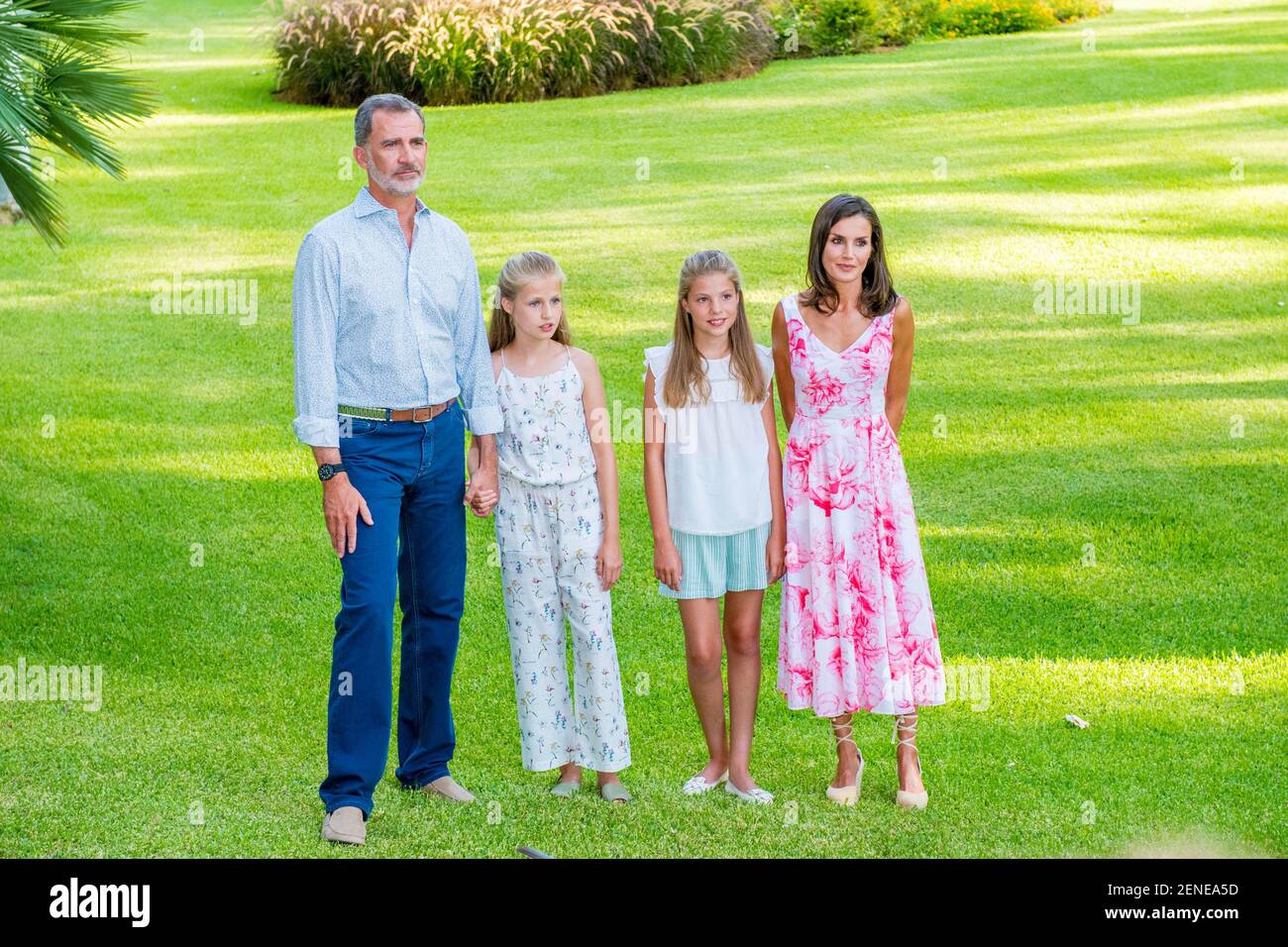 King Felipe VI and Queen Letizia with daughters Crownprincess Leonor ...