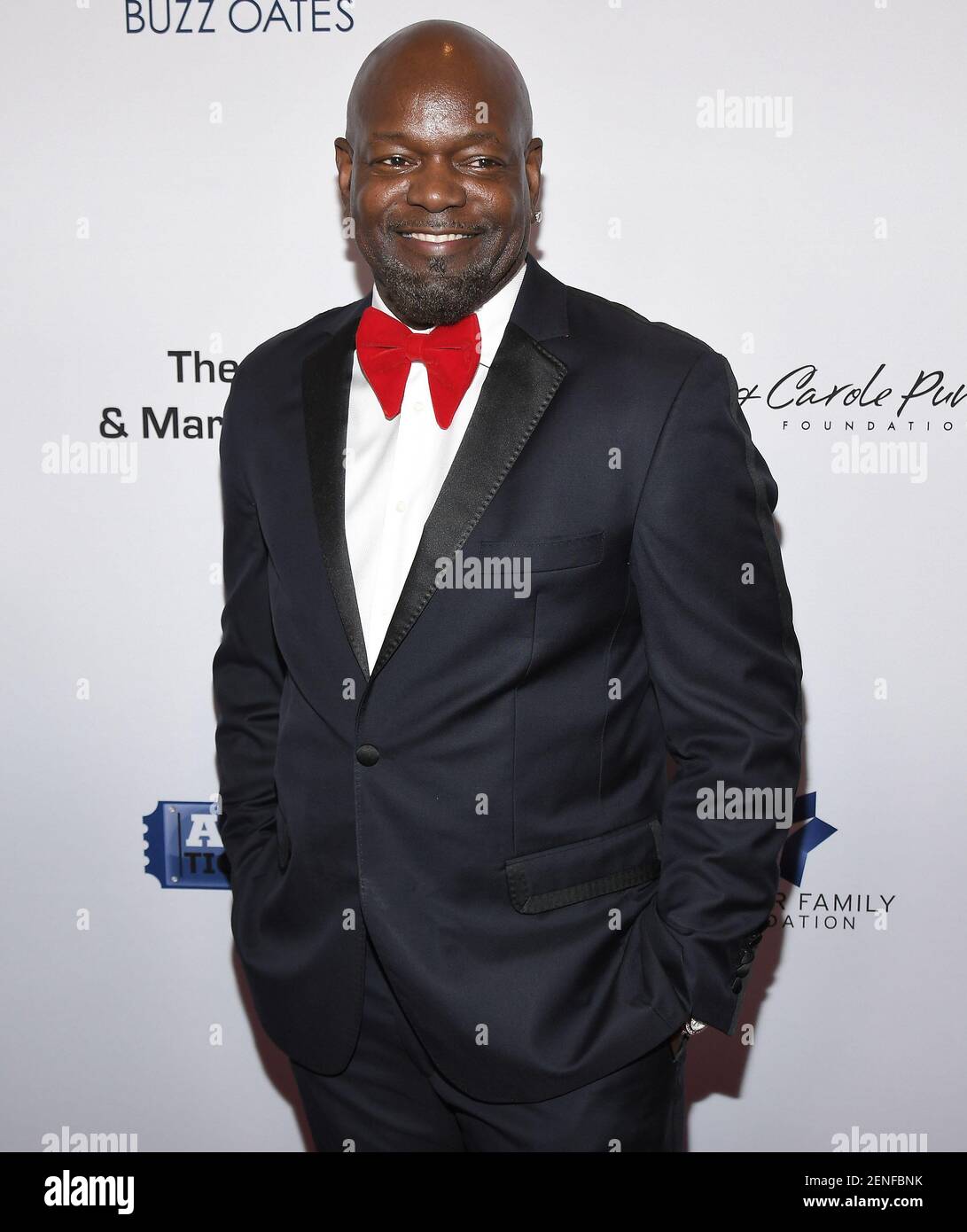 Emmitt Smith arrives at the 19th Annual Harold And Carole Pump ...