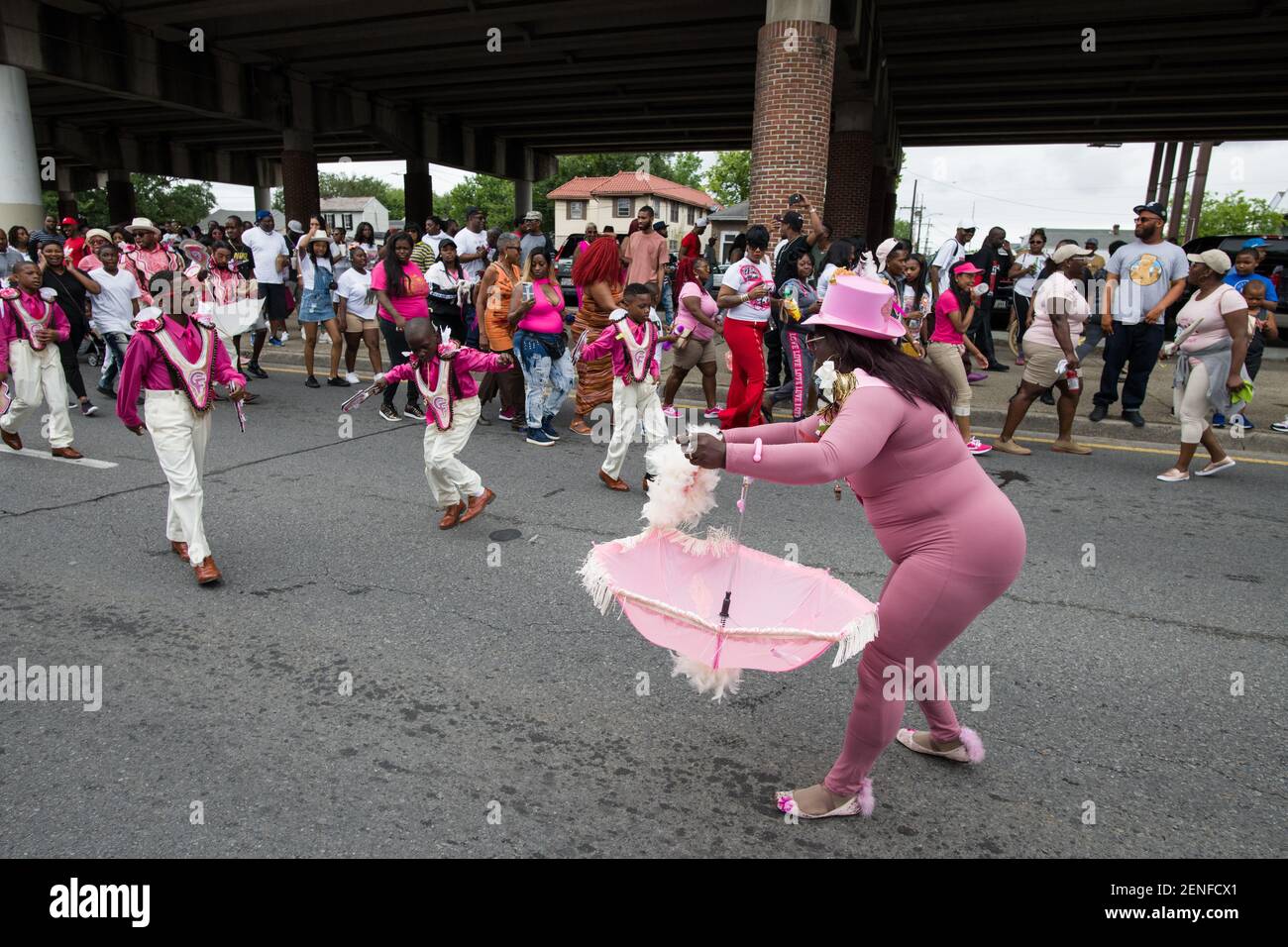 Select Few Social Aid and Pleasure Club Second Line (Secondline) Parade ...