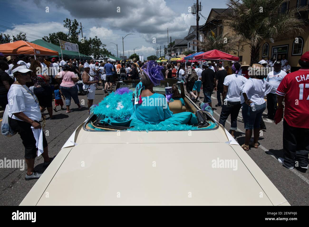 New Orleans Social Aid and Pleasure Club Second Line (Secondline ...