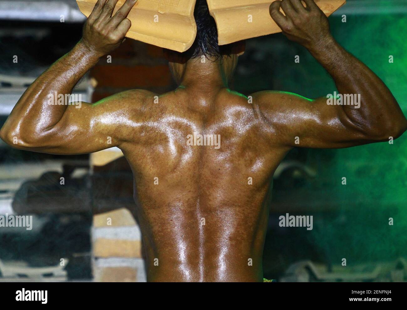 Body builders competition hi-res stock photography and images - Alamy