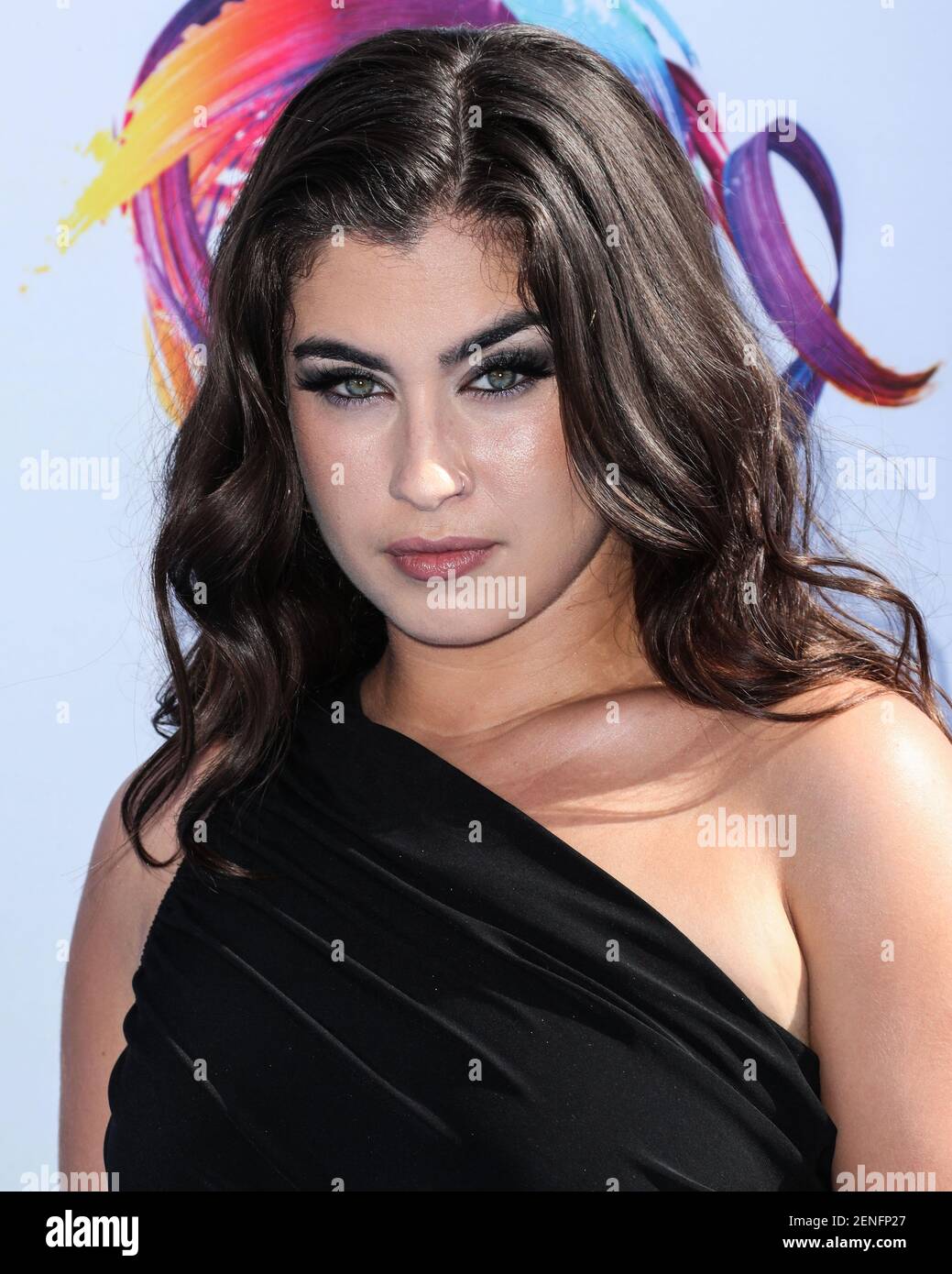 HERMOSA BEACH, LOS ANGELES, CALIFORNIA, USA - AUGUST 11: Singer Lauren ...