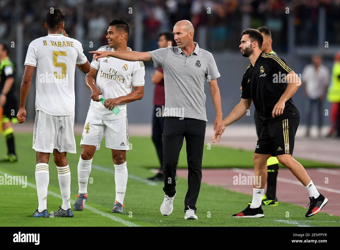 Zinedine Zidane, coach Real Madrid, with Casemiro and Raphael Varane ...