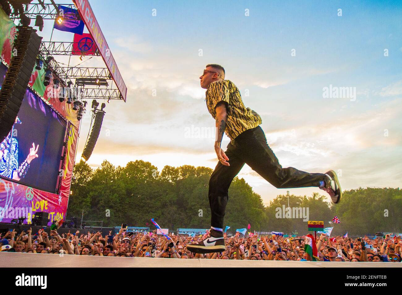 (8/10/2019) The american rapper and songwriter, Macklemore, opens the ...
