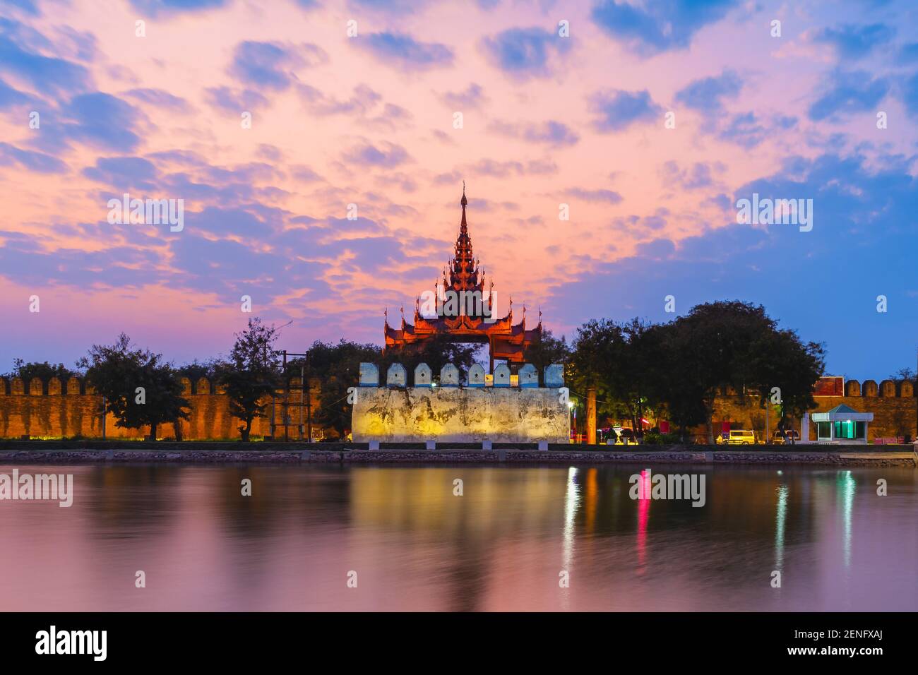 Mandalay palace moat hi-res stock photography and images - Alamy