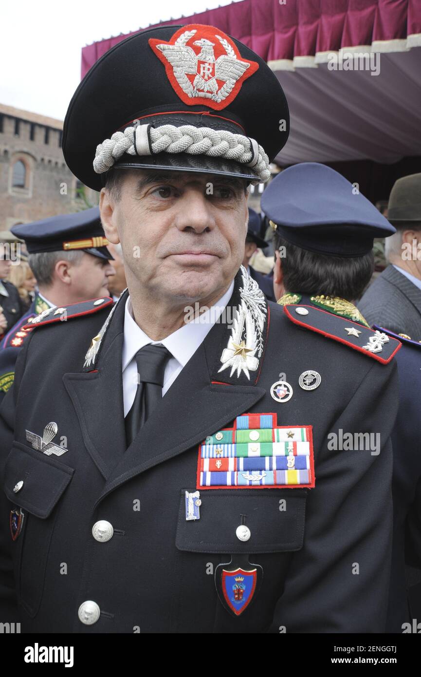 talian Army, senior officers during a military ceremony Stock Photo - Alamy