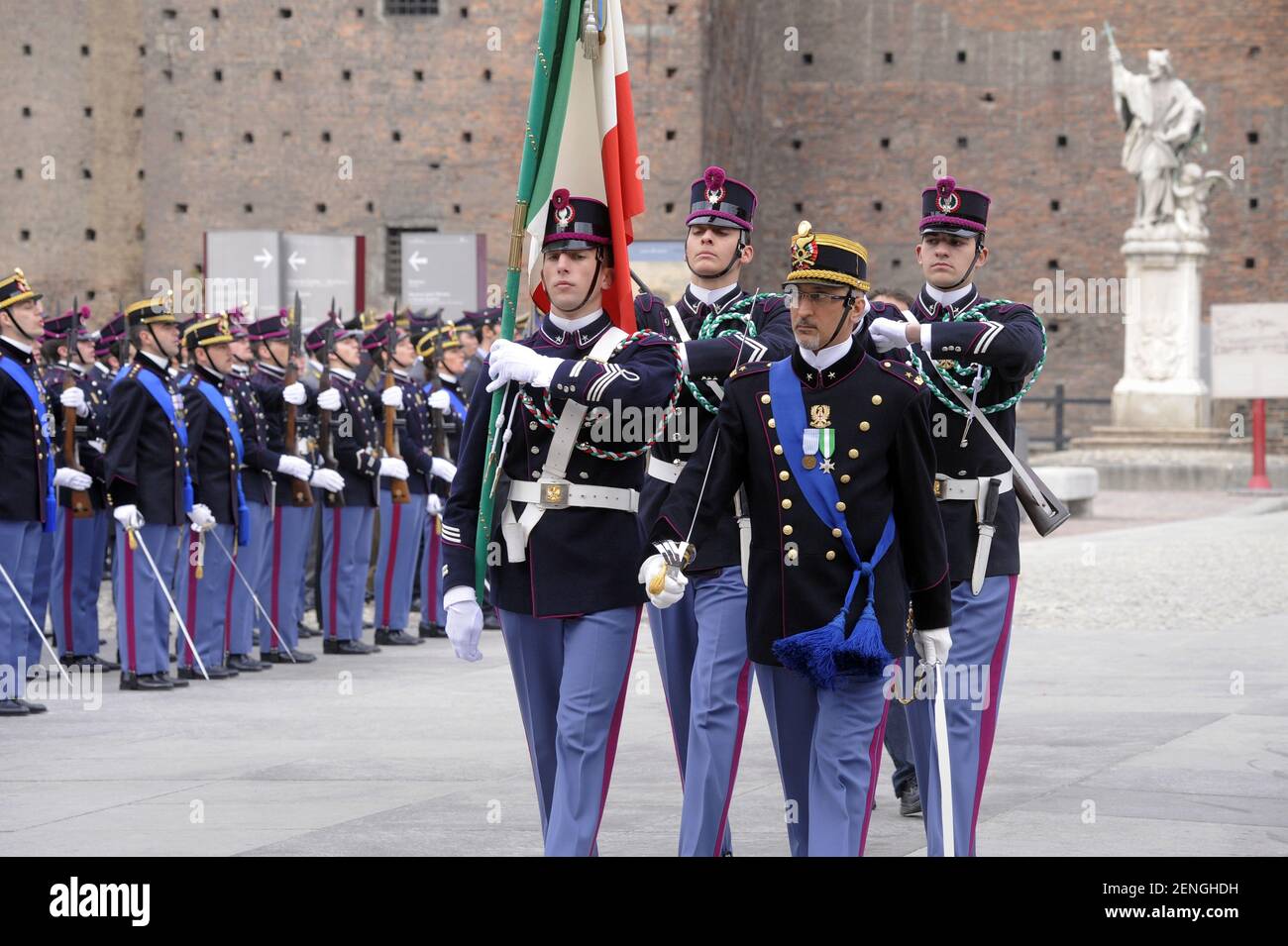 High school students uniform italy hi-res stock photography and images ...