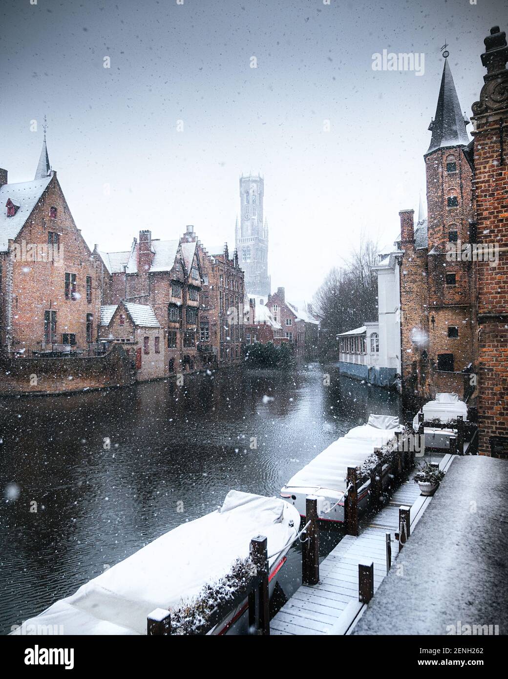 Bruges in snow Stock Photo - Alamy