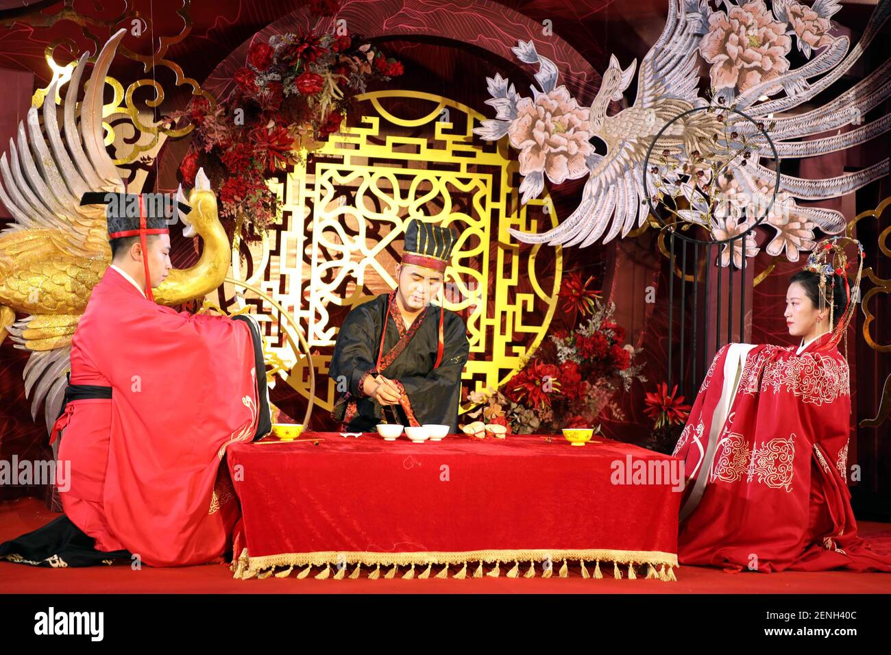 Anhui,CHINA-A "splendid" Chinese wedding ceremony is successfully held ...
