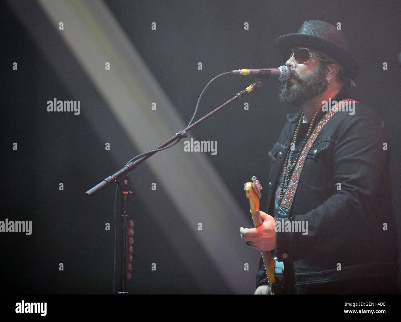 MIAMI, FL - AUGUST 17: Musician Chad Taylor of the band +LIVE+ performs ...